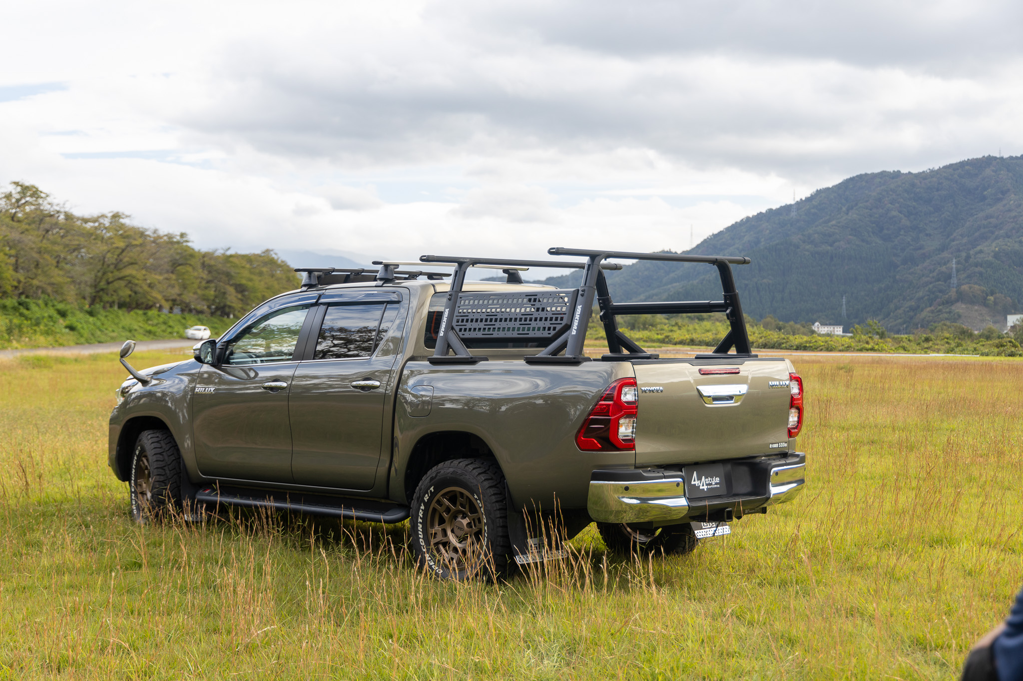 【お役立ち情報更新】ハイラックスにトラックラックは取り付けたまま車検OK？注意点と基準を徹底解説 | お知らせ, 商品情報 | ブログ ...